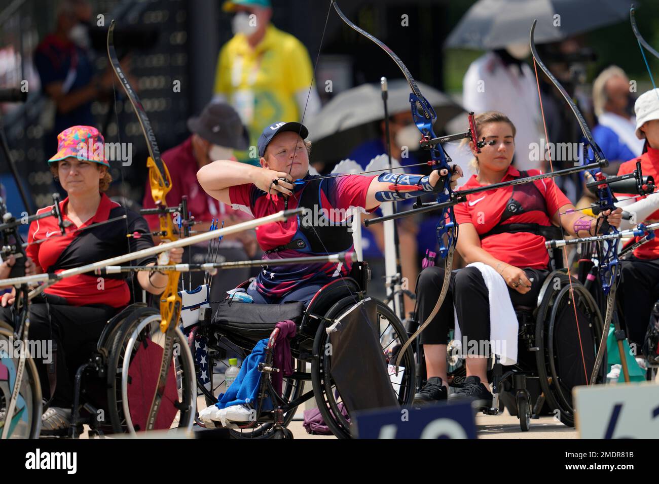 Emma Rose Ravish, center, of the U.S. competes in the women's ...
