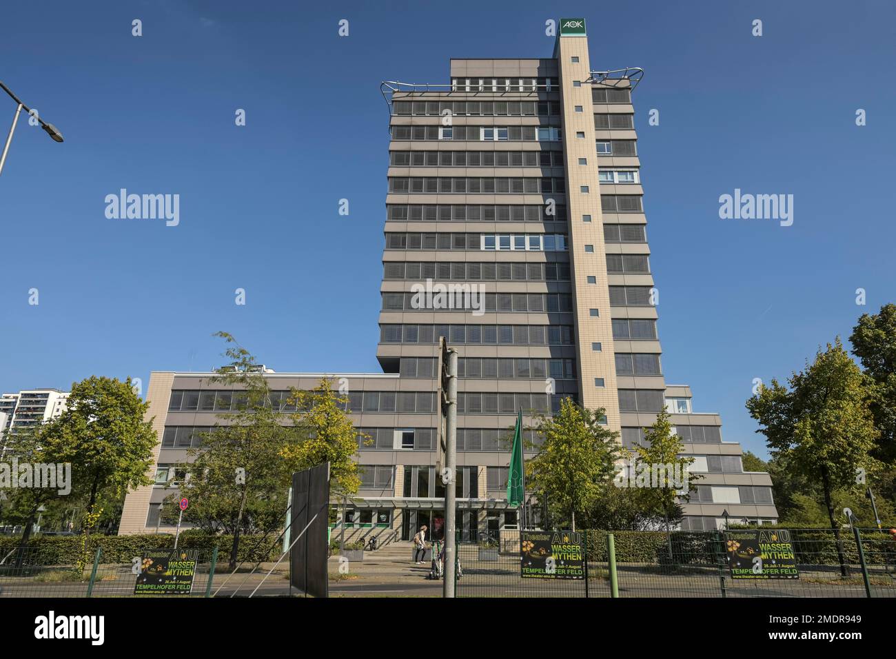 AOK Krankenkasse Administration, Wilhelmstrasse, Kreuzberg, Berlin ...