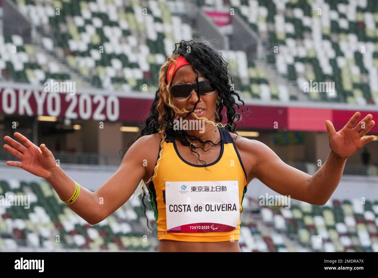 Brazil's Silvania Costa de Oliveira reacts while competing in the women ...