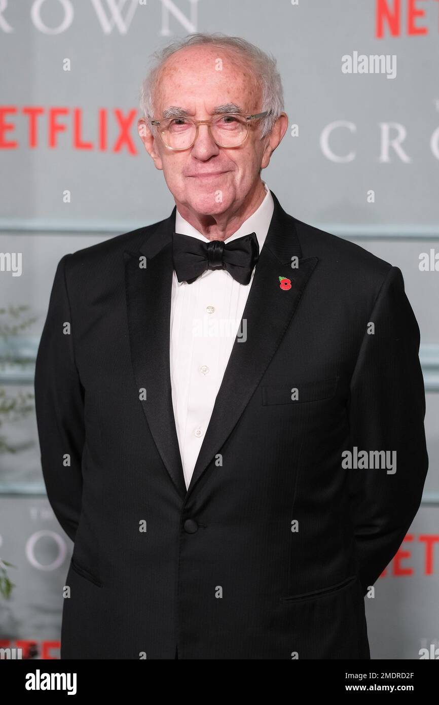 Jonathan Pryce photographed during the World Premiere of 'The Crown ...