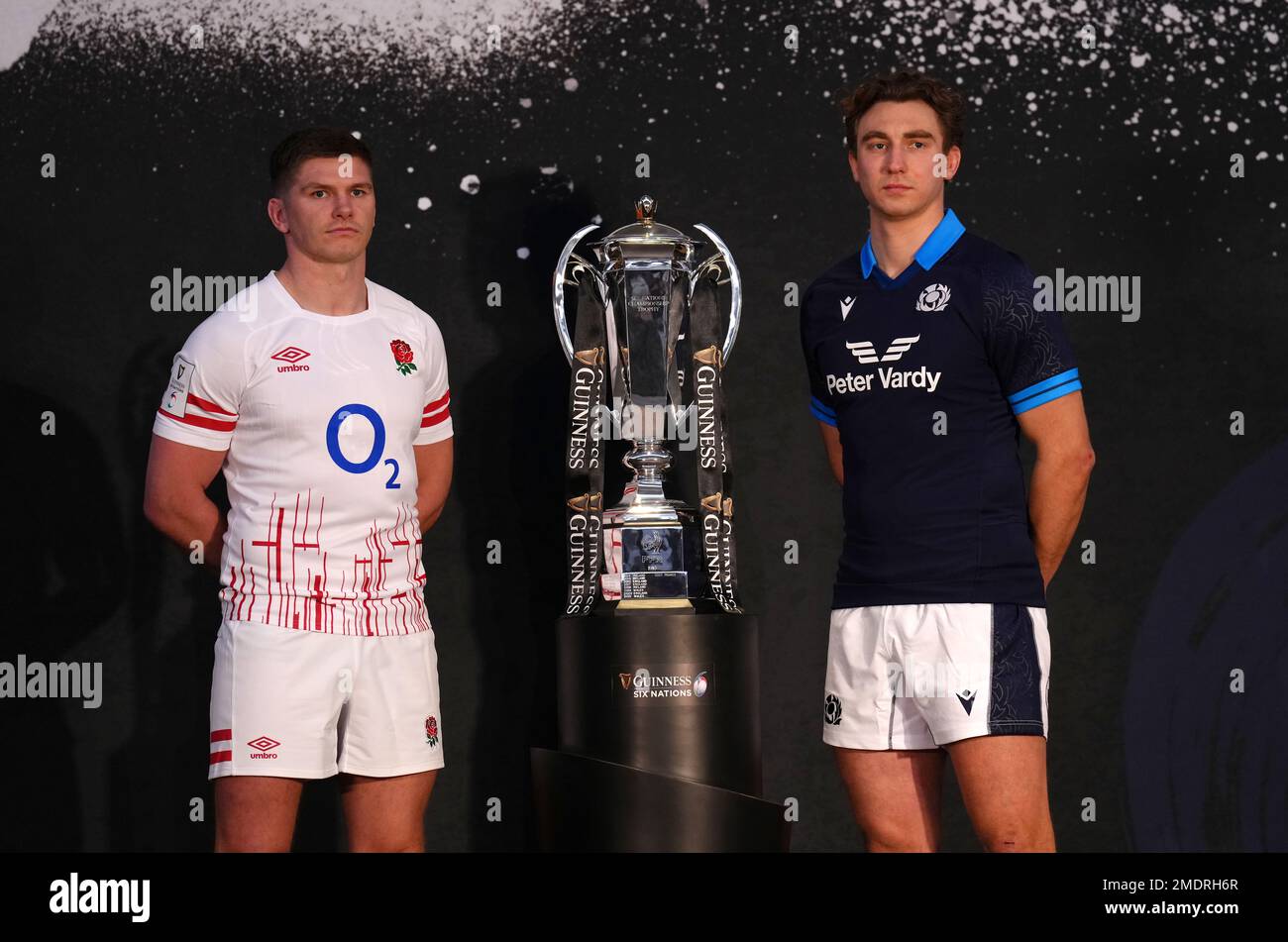 Owen farrell england trophy hi-res stock photography and images - Alamy