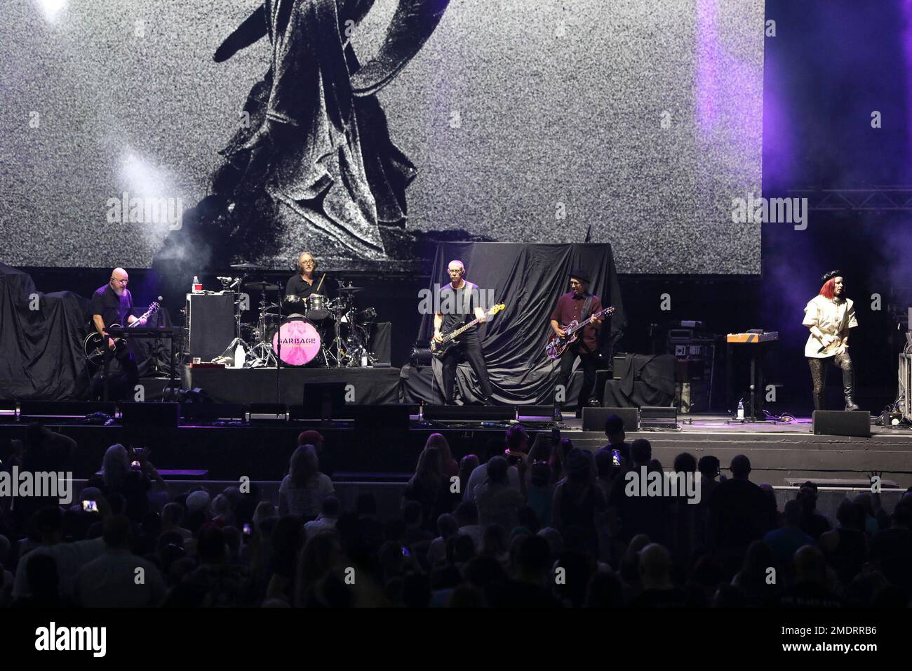 Shirley Manson, Duke Erikson, Steve Marker and Butch Vig with Garbage ...