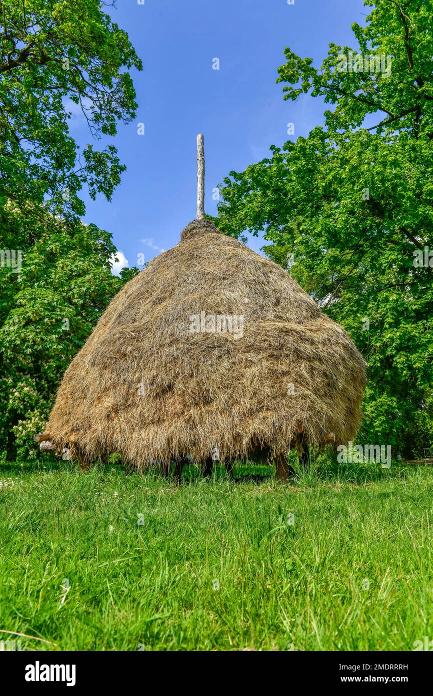Traditional hayloft hi-res stock photography and images - Alamy