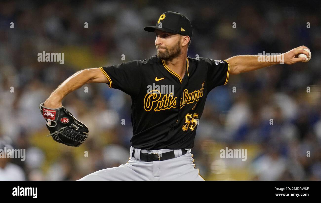 Pittsburgh Pirates relief pitcher Chasen Shreve throws to the Los ...