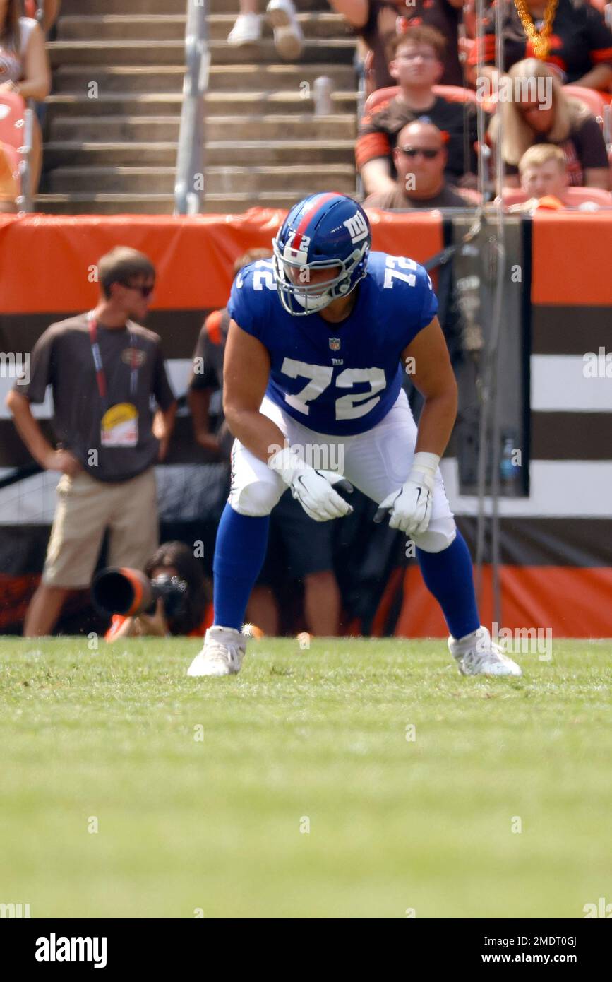 New York Giants offensive tackle Jackson Barton (72) lines up for a ...