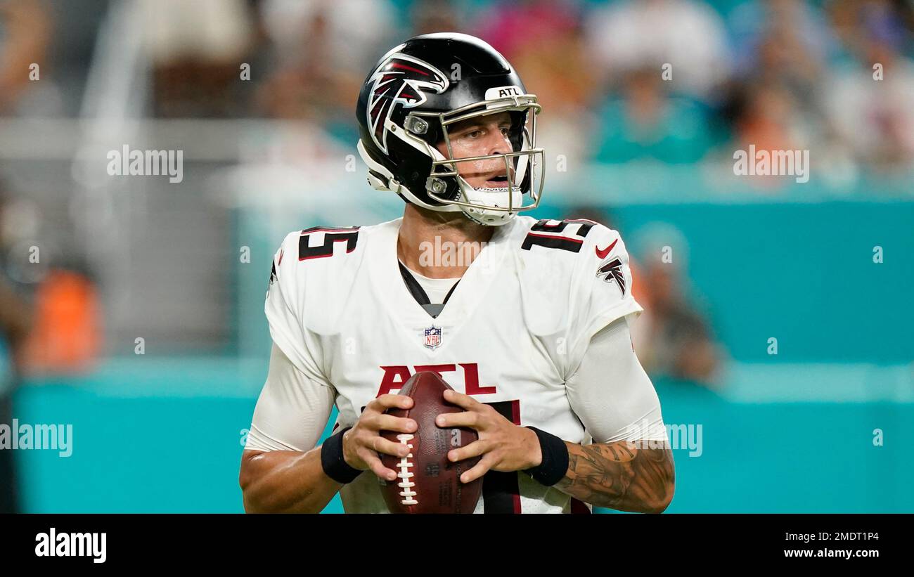 Atlanta Falcons quarterback Feleipe Franks (15) looks to pass the ball ...