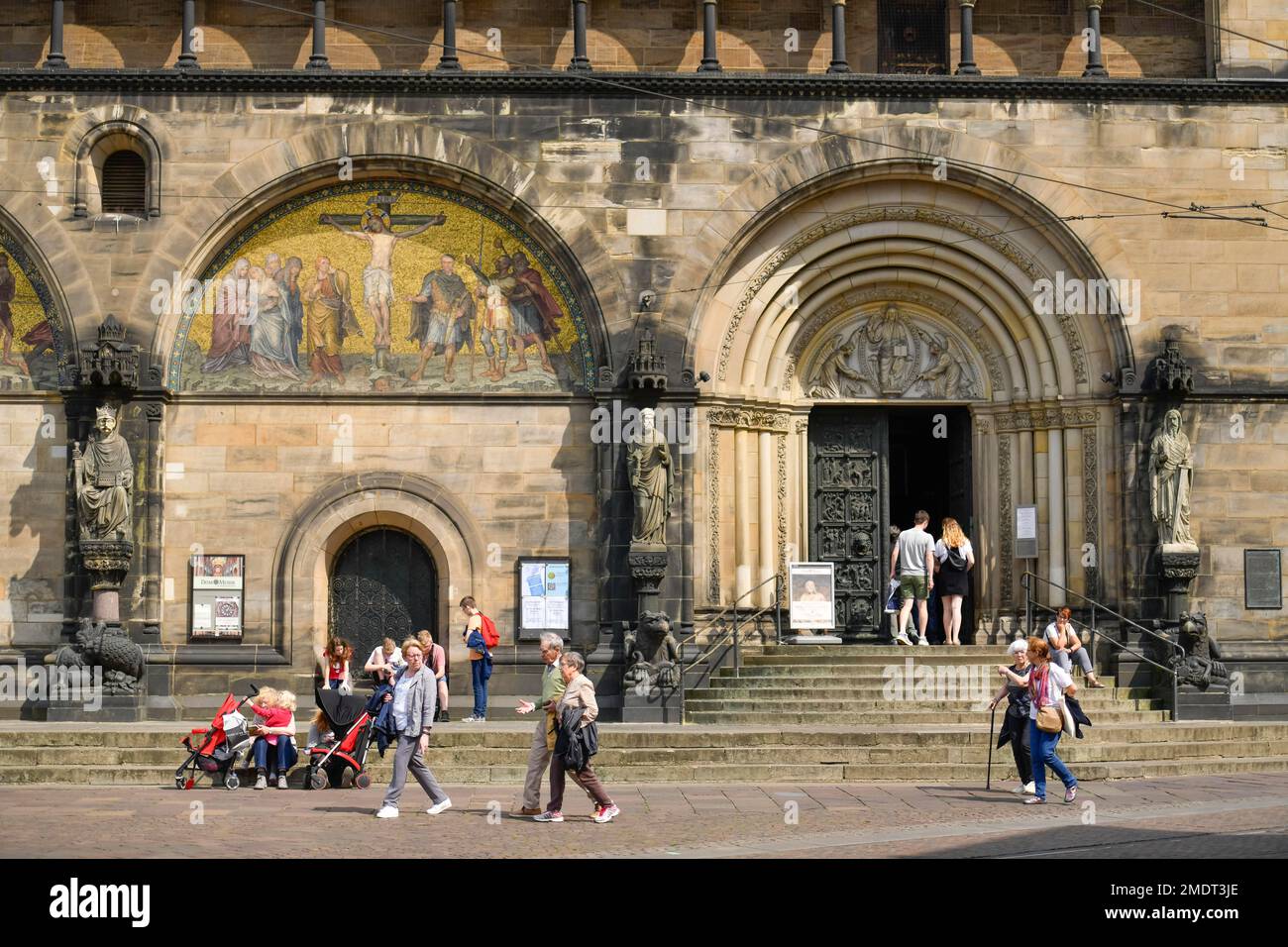Portal overlook hi-res stock photography and images - Alamy