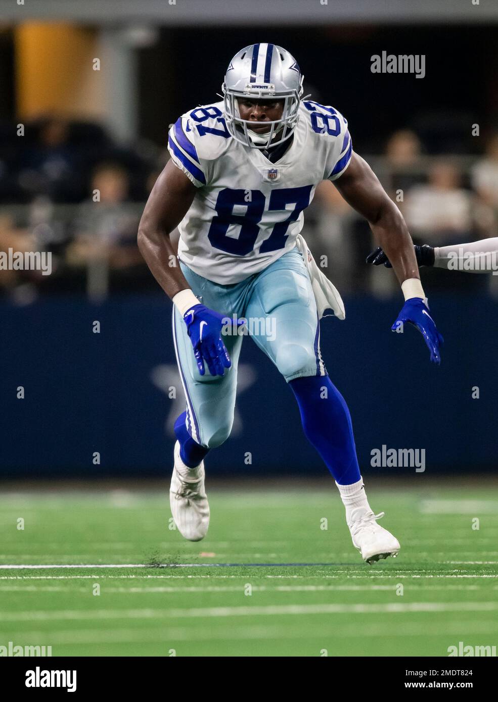 Dallas Cowboys tight end Jeremy Sprinkle (87) runs a plays during an ...