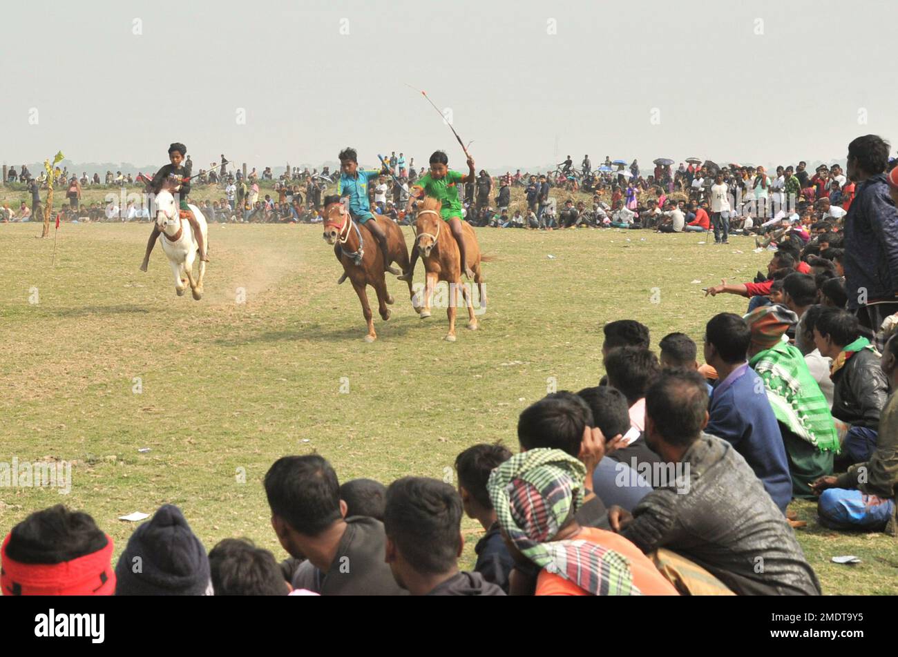 Rural horse race of bangladesh hi-res stock photography and images - Alamy