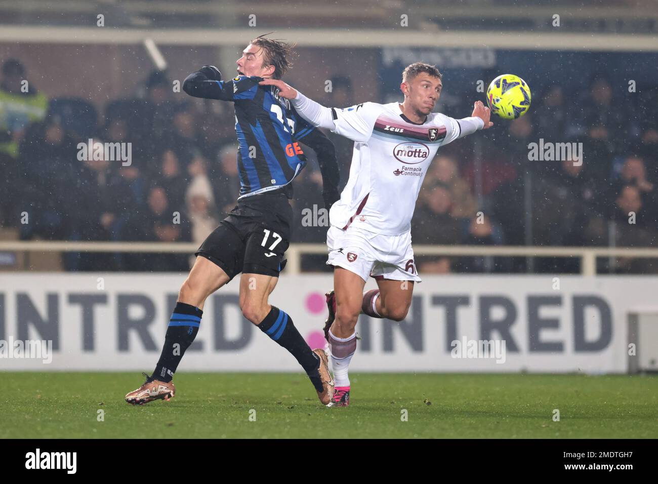 Atalanta stadium aerial hi-res stock photography and images - Alamy