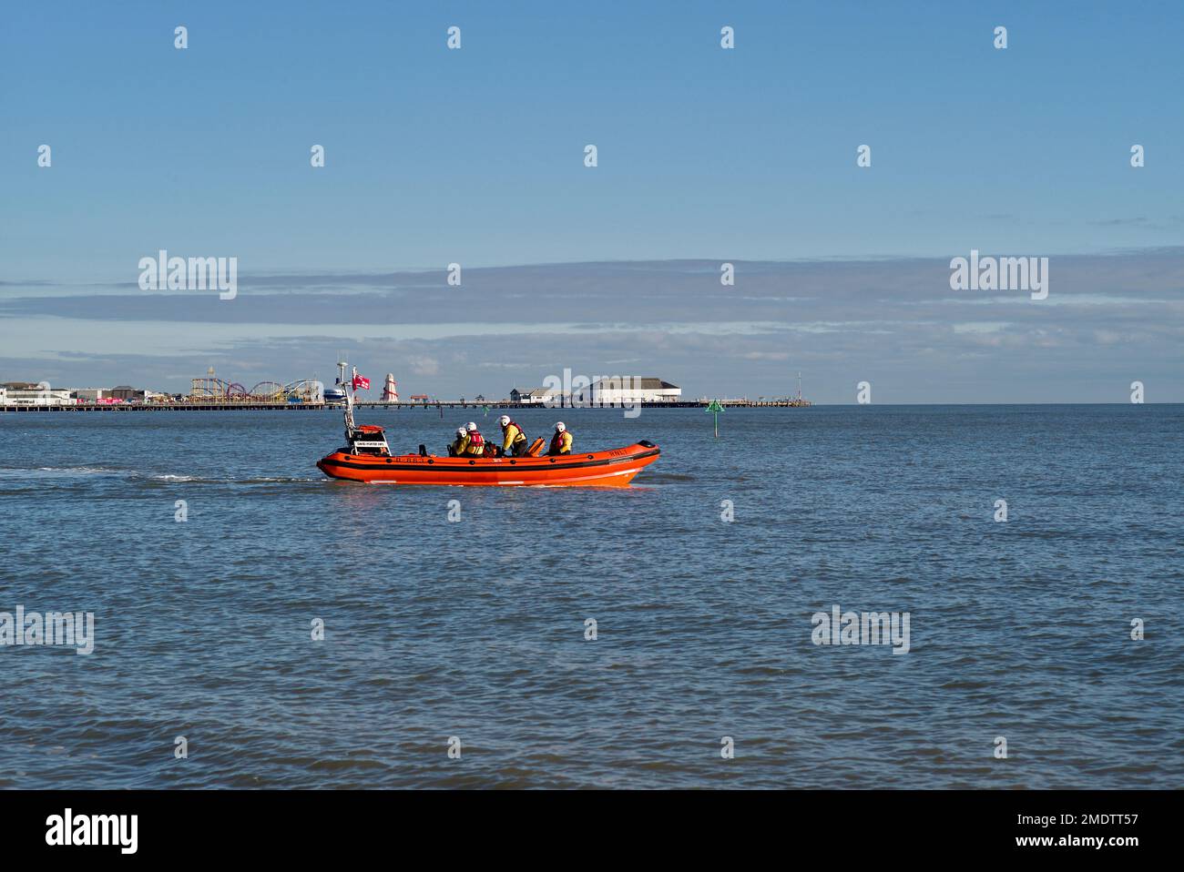 RNLI craft B-863 David Porter MPS from RNLI Clacton returning to base ...