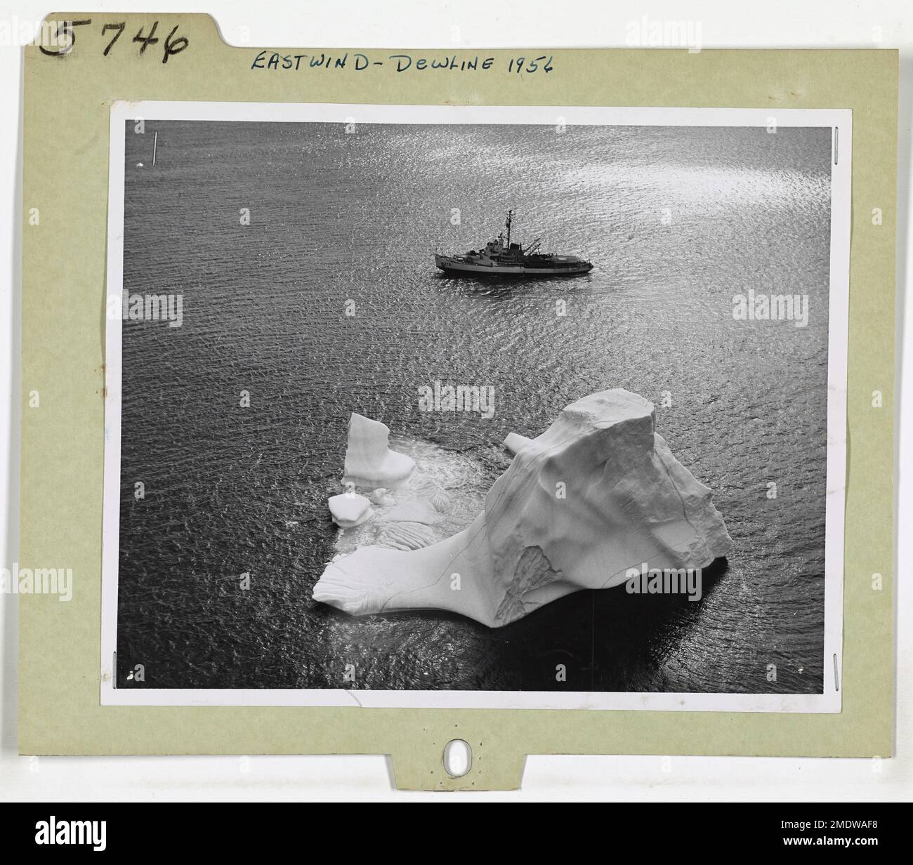 The U.S. Coast Guard icebreaker Eastwind navigates the East Arctic ...