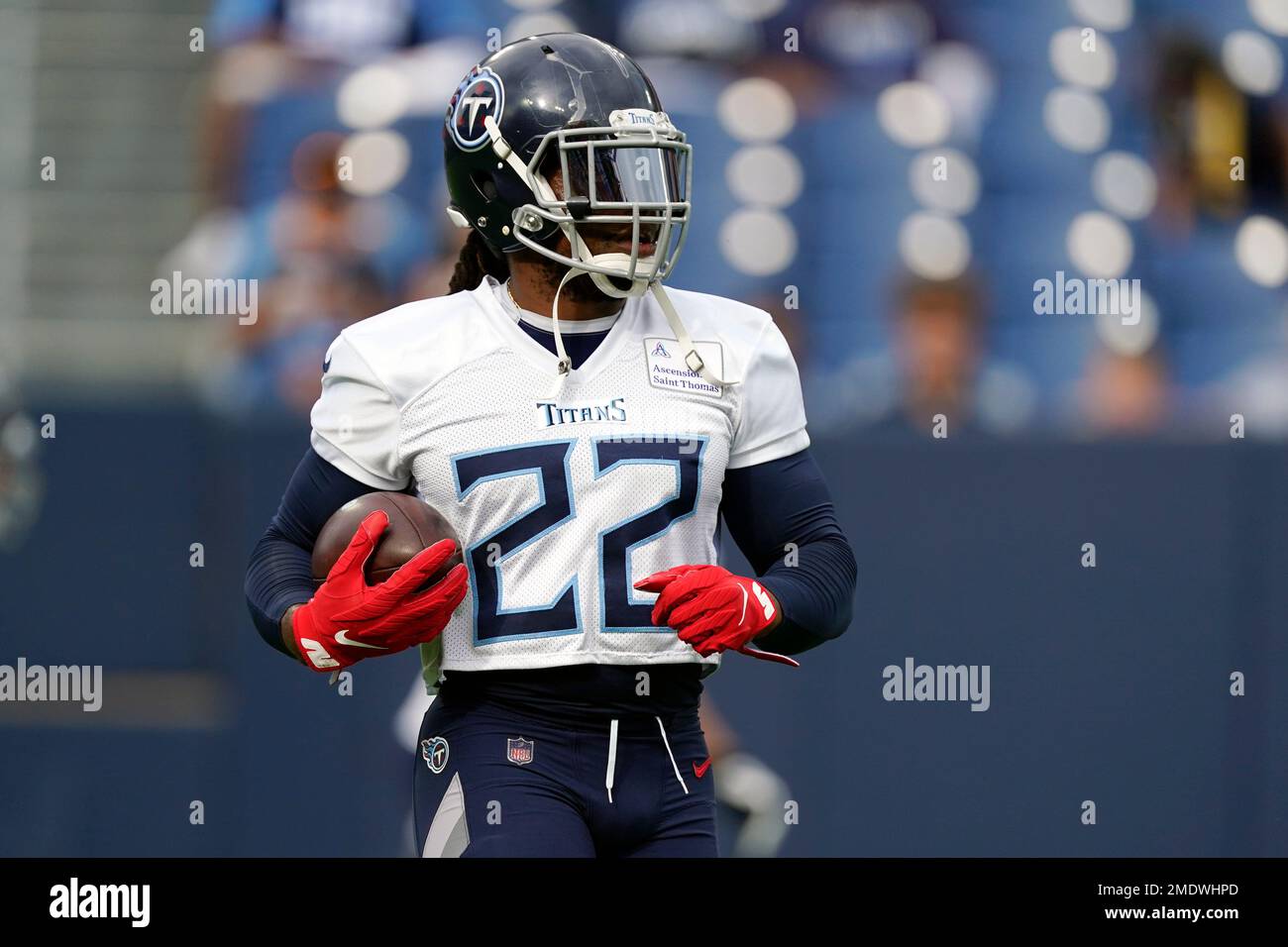 Tennessee Titans running back Derrick Henry runs a drill during NFL ...