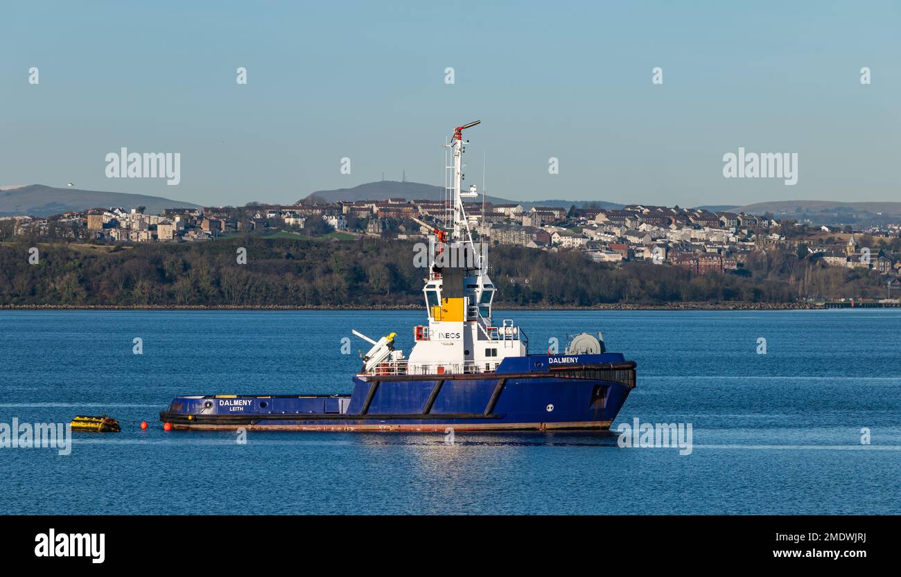 INEOS Tugboat at Hound Point in Firth of Forth on sunny day, Scotland ...