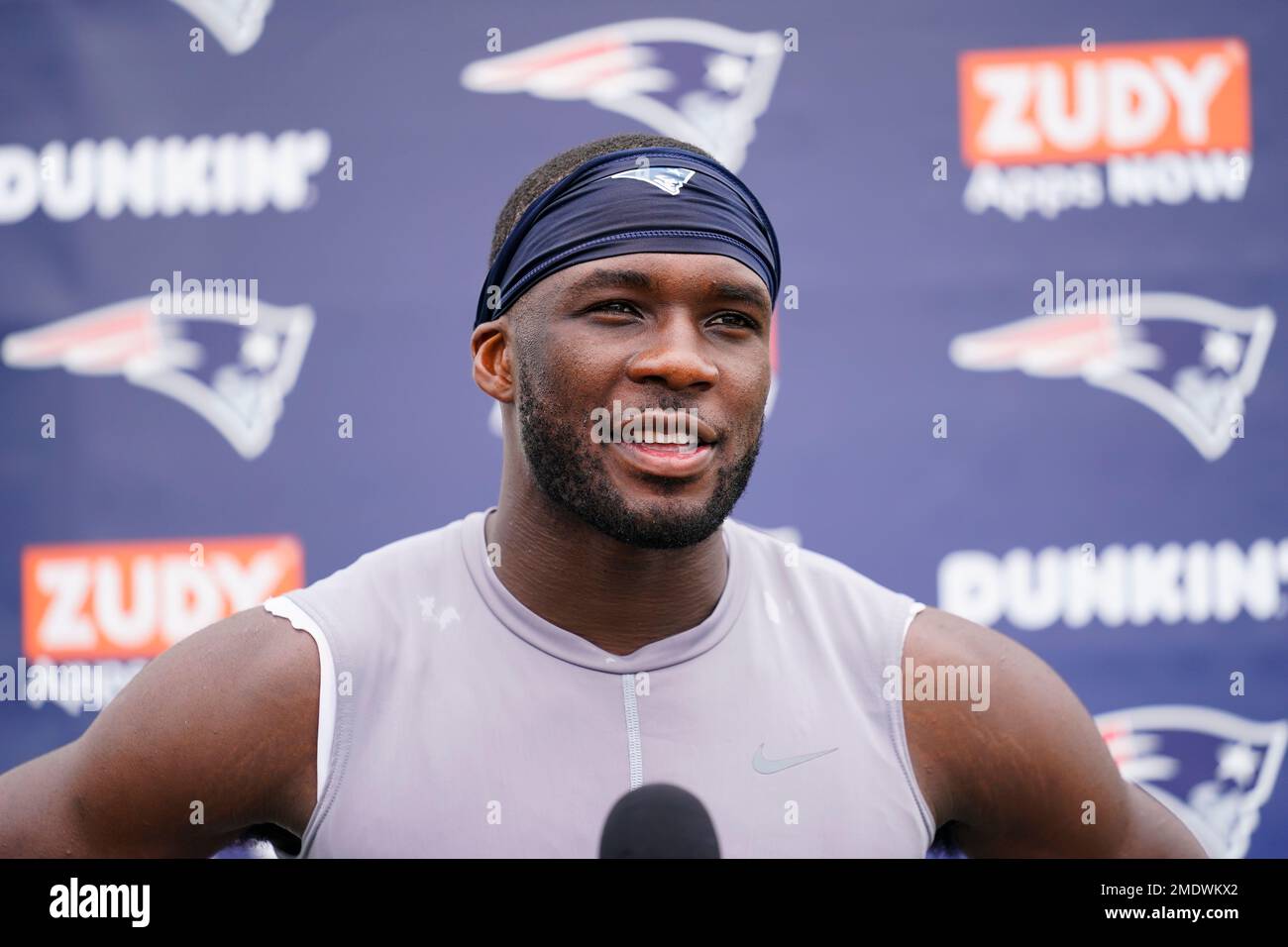 New England Patriots wide receiver Nelson Agholor speaks with members ...