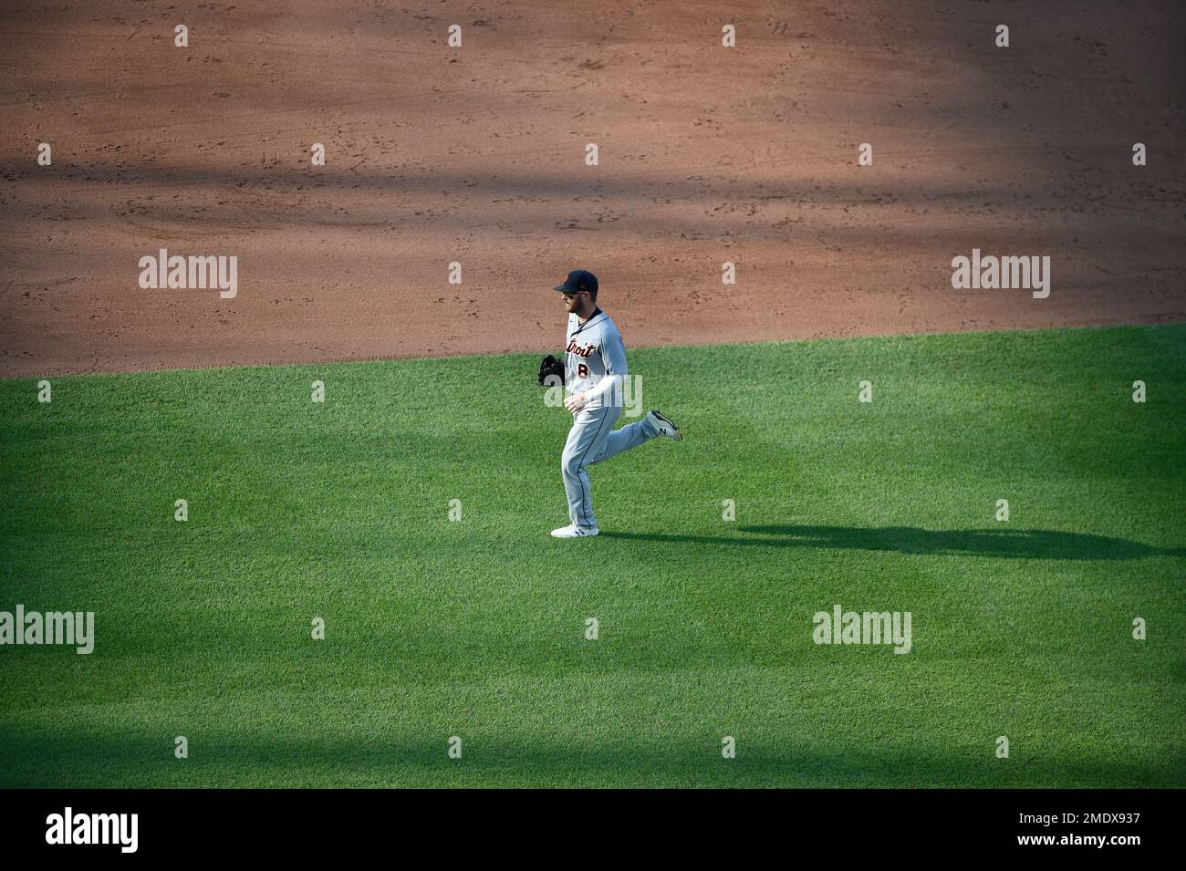 Detroit Tigers Robbie Grossman runs to the dugout in a baseball game ...