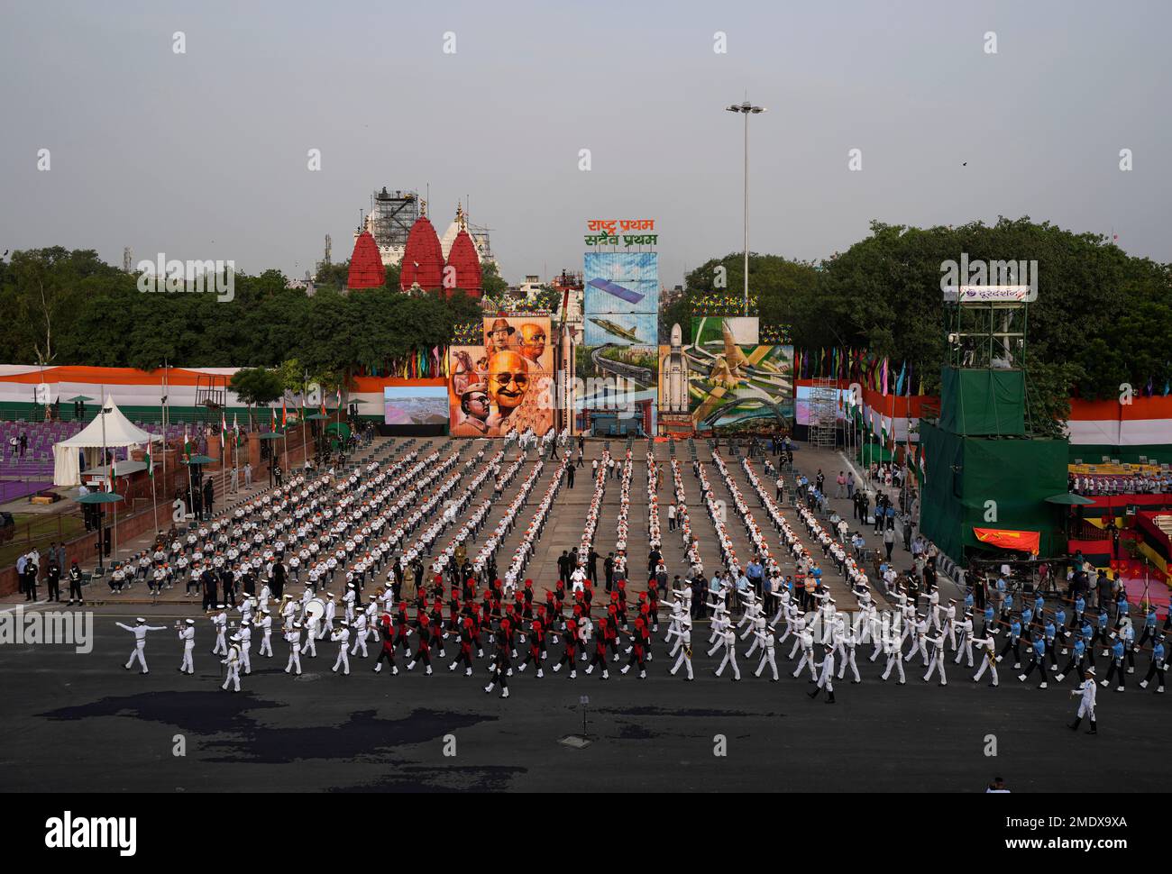 Indian soldiers march during full dress rehearsals of Independence Day ...