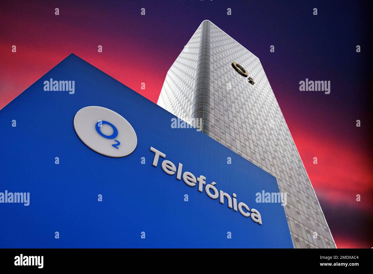 Munich, Deutschland. 23rd Jan, 2023. PHOTOMONTAGE Headquarters of the ...