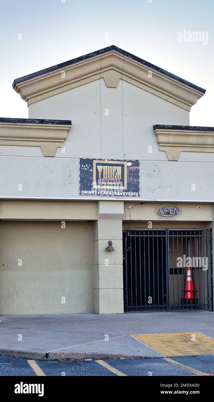 Houston, Texas USA 01-23-2023: Youth Lounge nightclub building exterior ...