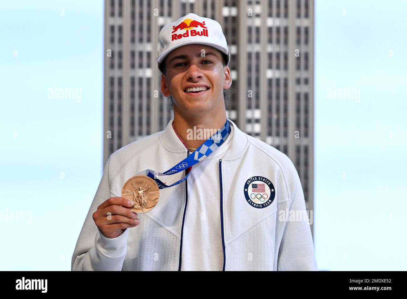 Olympic Skateboarder Jagger Eaton poses with his Tokyo 2020 bronze ... Olympic Skateboarder Jagger Eaton poses with his Tokyo 2020 bronze ...