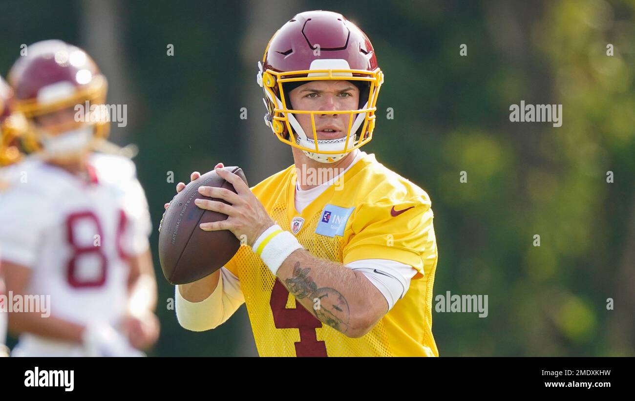 Washington Football Team quarterback Taylor Heinicke (4) throws during ...