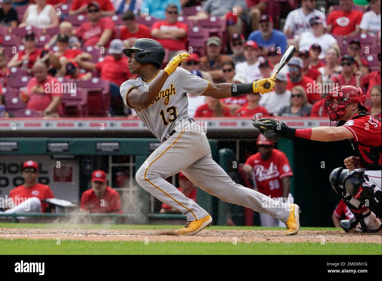 Pittsburgh Pirates' Ke'Bryan Hayes (13) plays in a baseball game ...