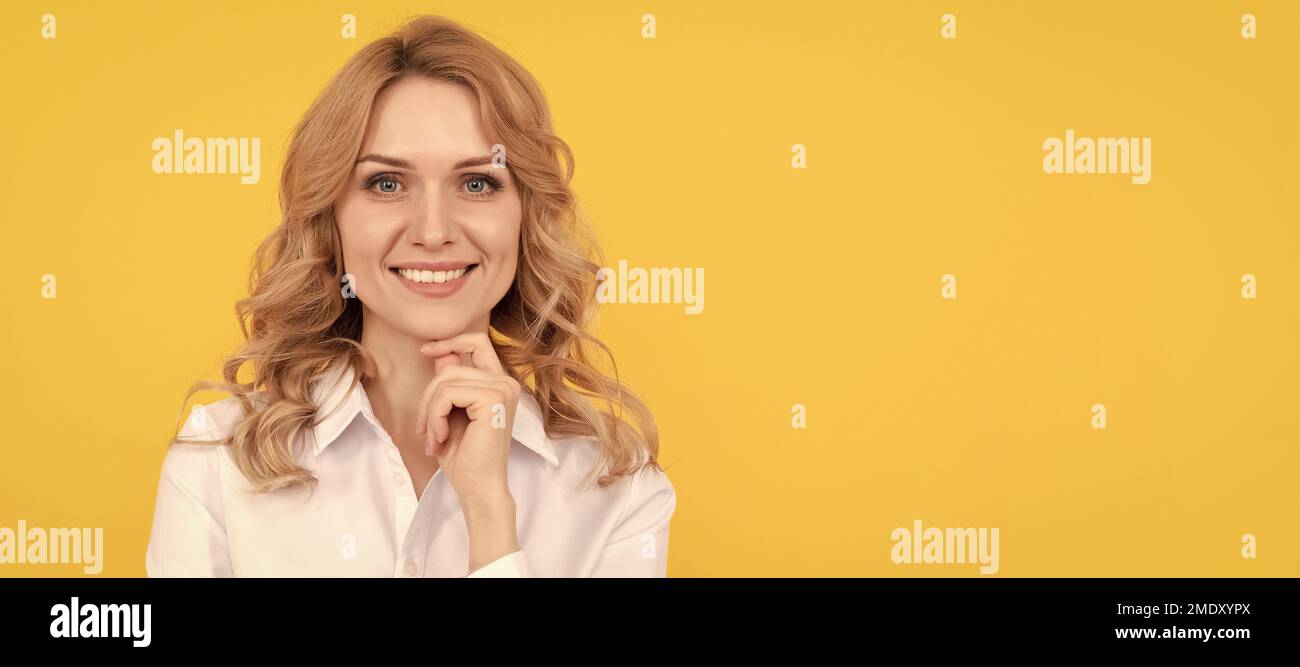 corporate fashion. Giving Smartness. business casual style. girl white collar. executive ...