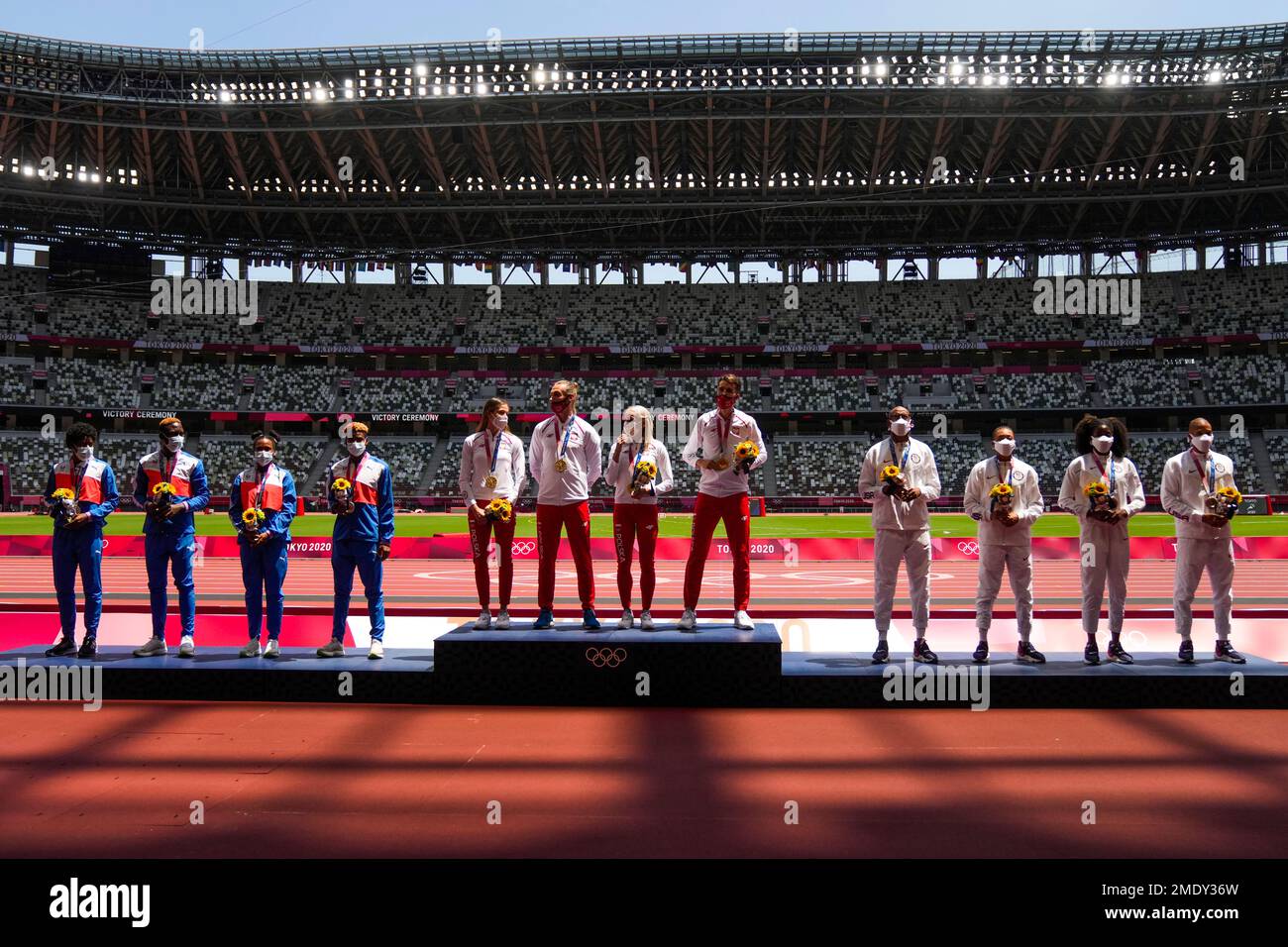 Corrects Names Of Us Team Polands Gold Medalist 4x400 Meter Mixed