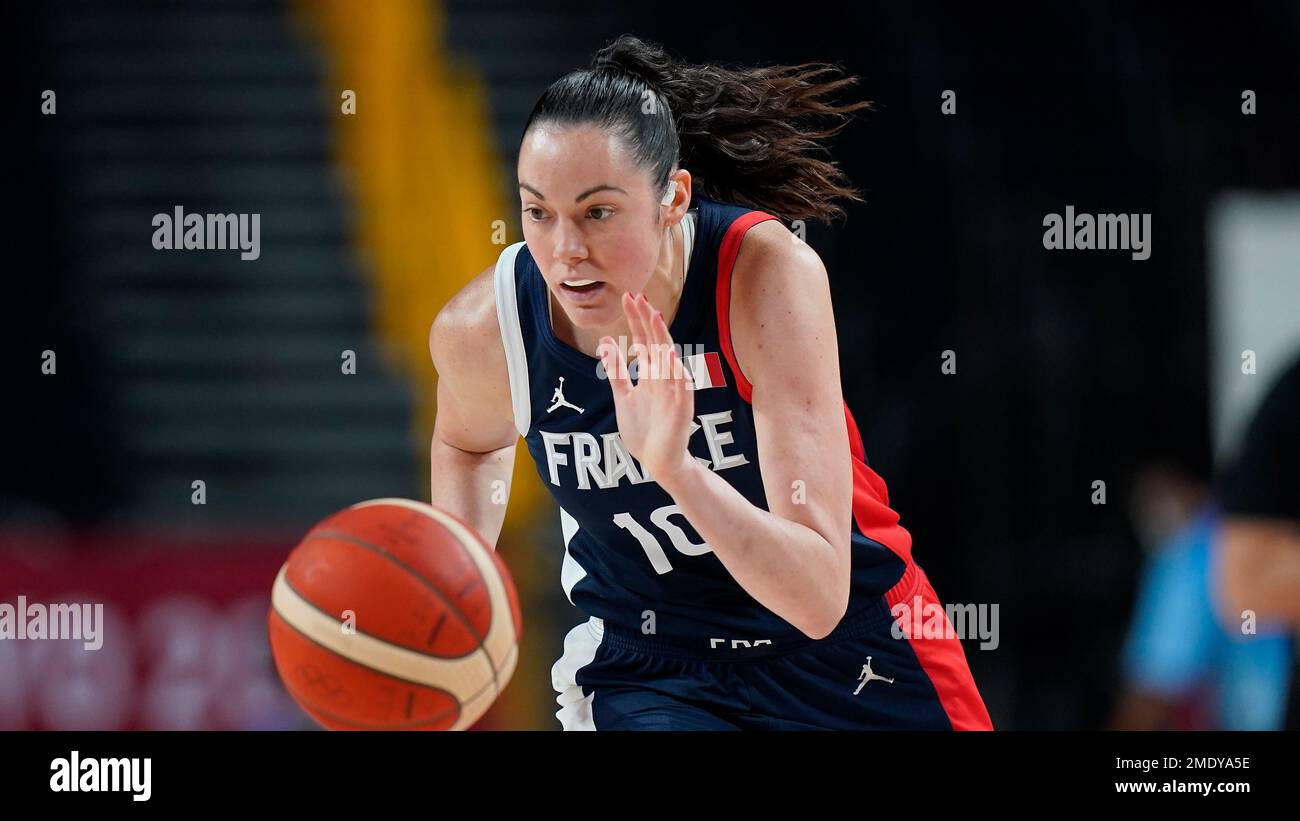 France's Sarah Michel (10) during a women's basketball bronze medal ...