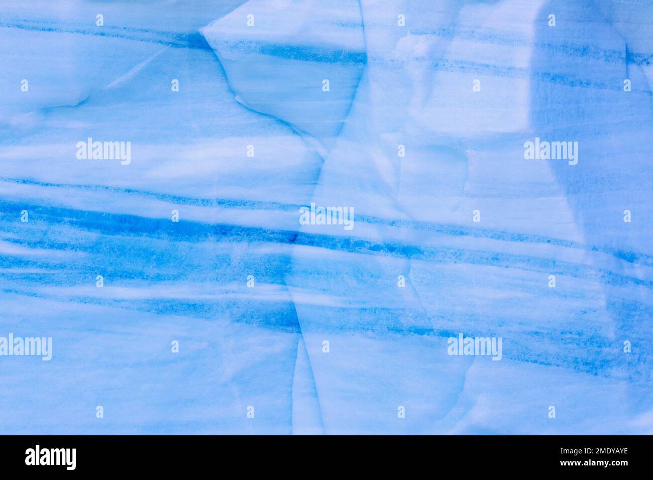 Layers of ice hi-res stock photography and images - Alamy