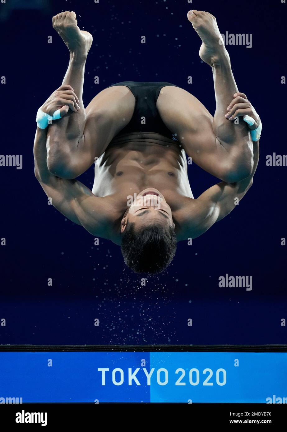 Jordan Windle of United States competes in men's diving 10m platform ...