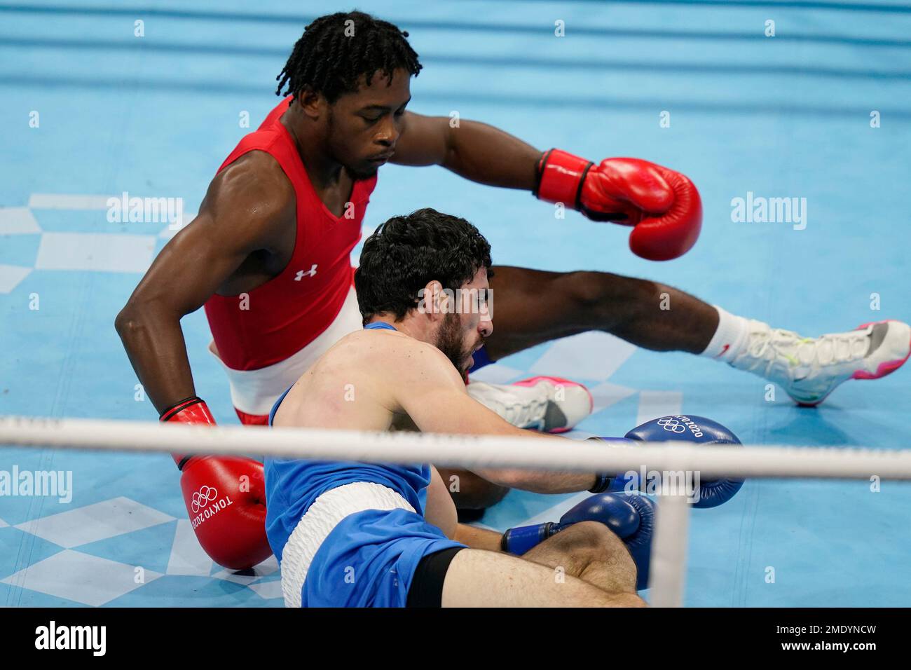 Keyshawn Davis, from the United States, left, and Armenia's Hovhannes ...