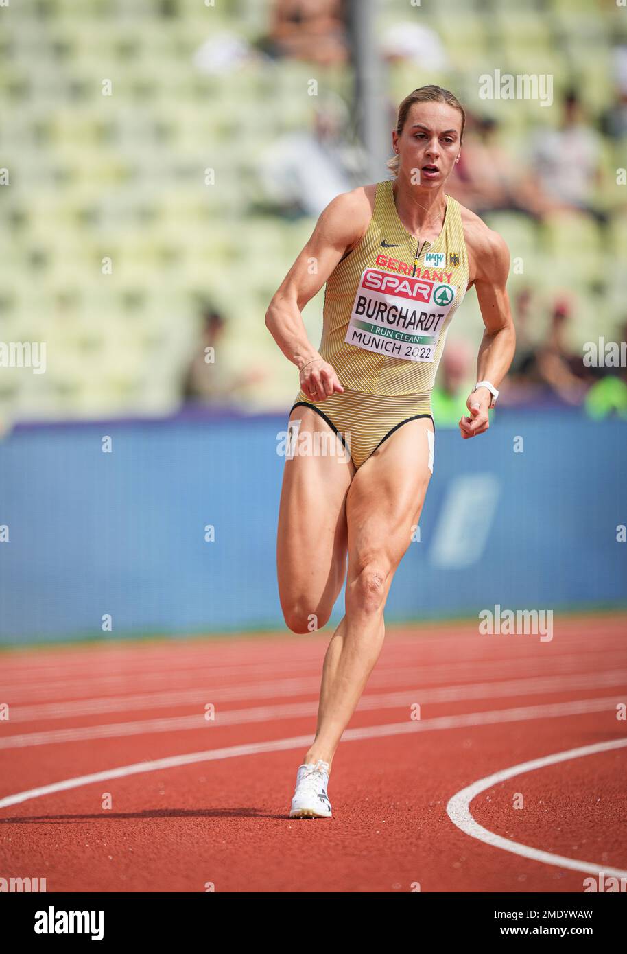 Alexandra Burghardt participating in the 200 meters at the 2022 ...