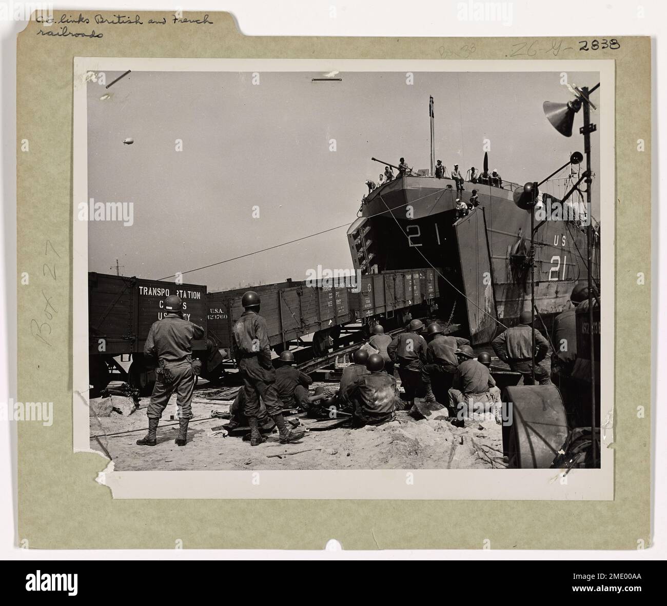 British amphibious tank hi-res stock photography and images - Alamy