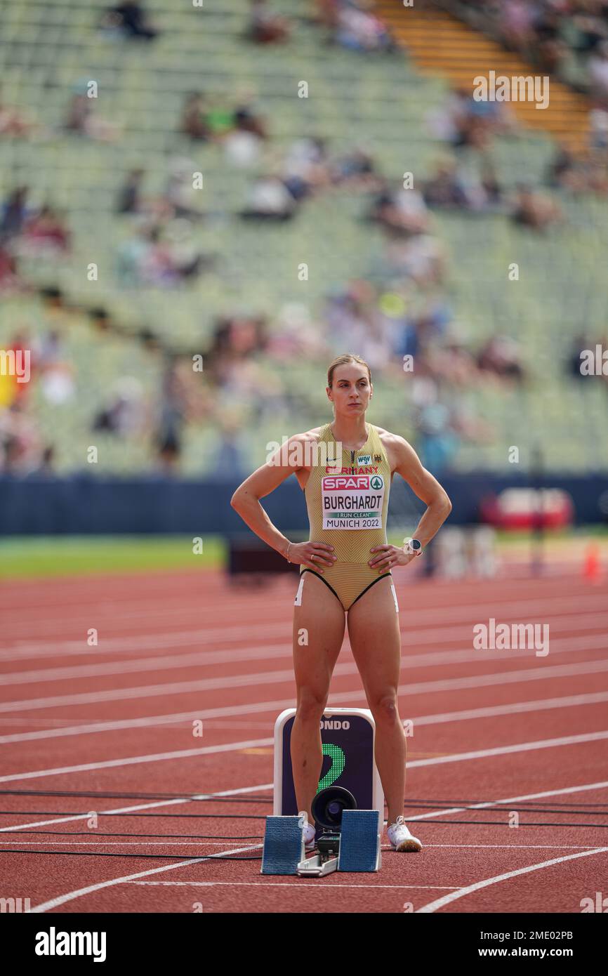Alexandra Burghardt participating in the 200 meters at the 2022 ...