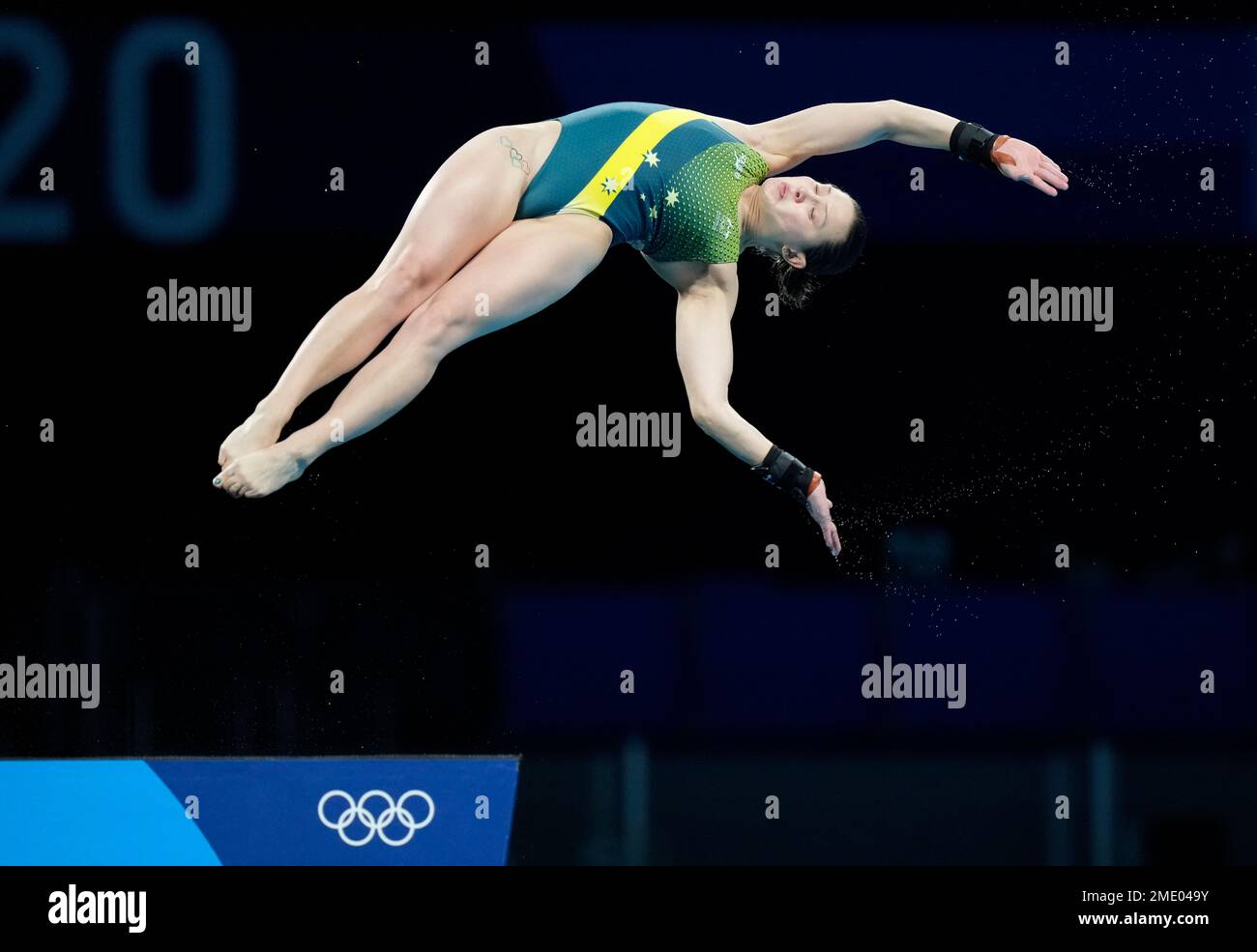 Melissa Wu of Australia competes in women's diving 10m platform ...