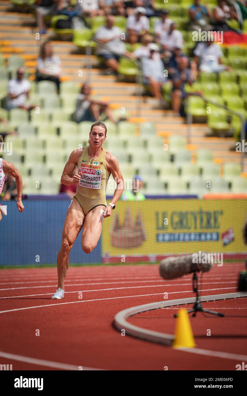 Alexandra Burghardt participating in the 200 meters at the 2022 ...