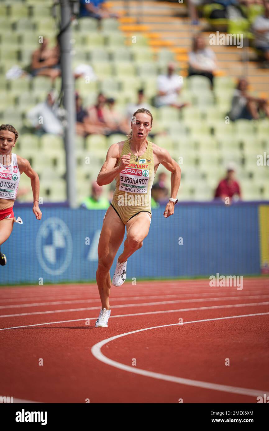 Alexandra Burghardt participating in the 200 meters at the 2022 ...