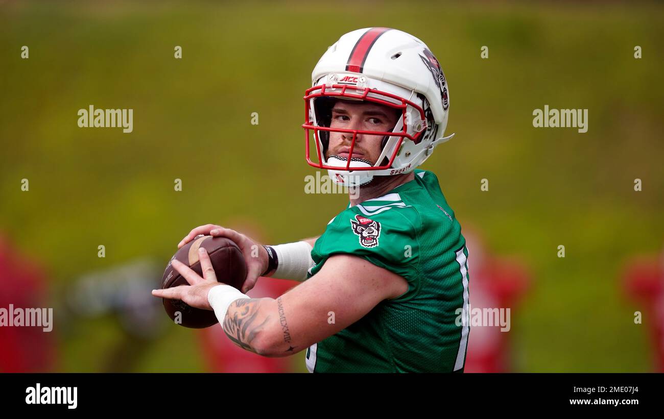 North Carolina State quarterback Devin Leary (13) passes during an NCAA ...