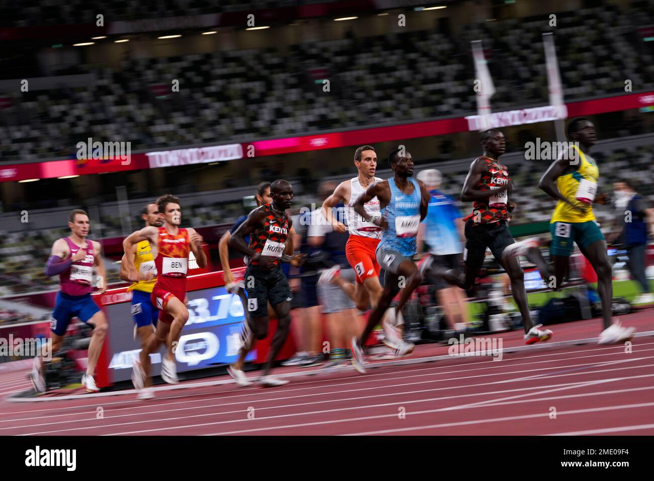 Runners compete the final of the men's 800-meters at the 2020 Summer ...