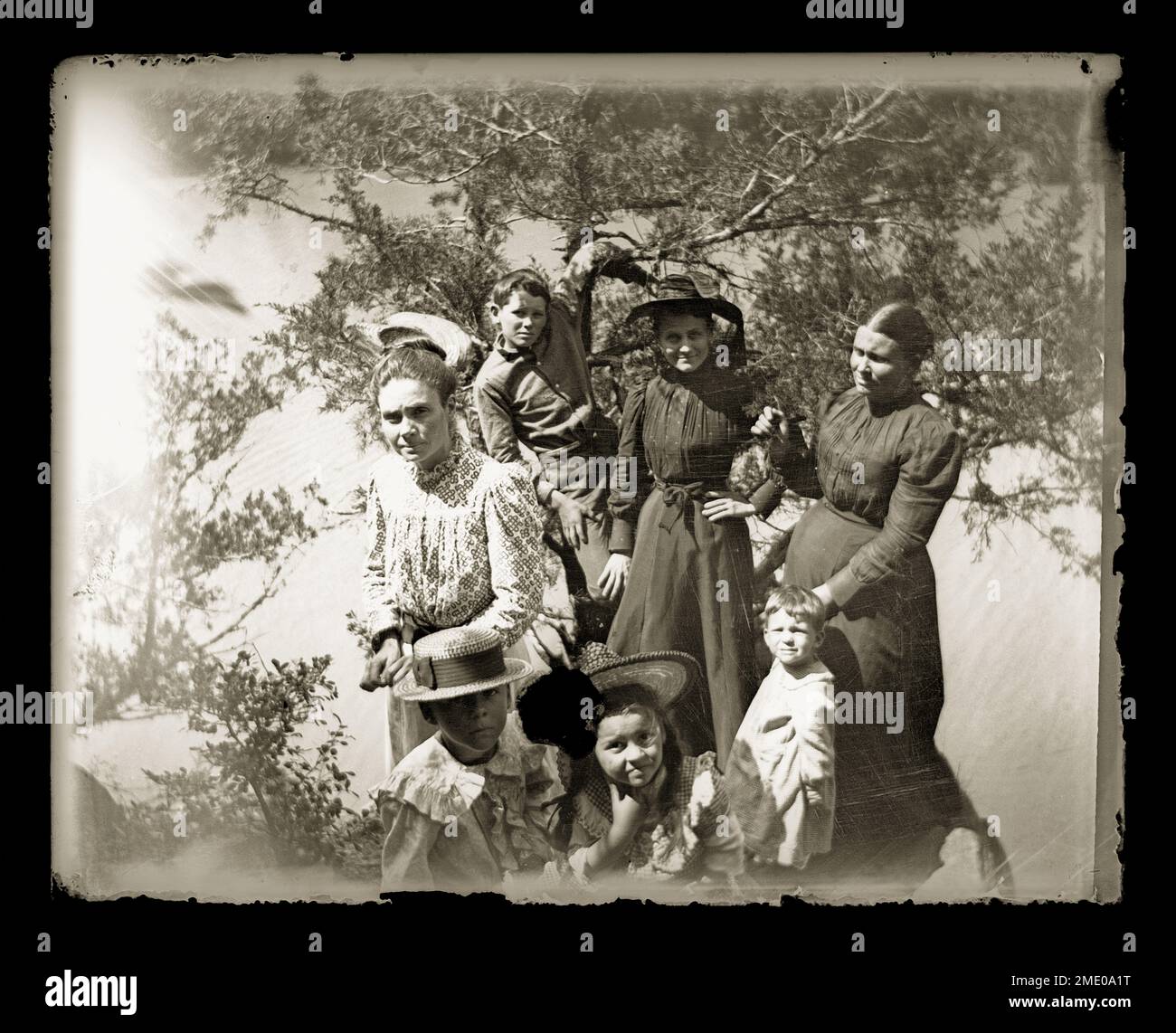 Victorian-era Family on Vacation, Circa 1890 Stock Photo - Alamy
