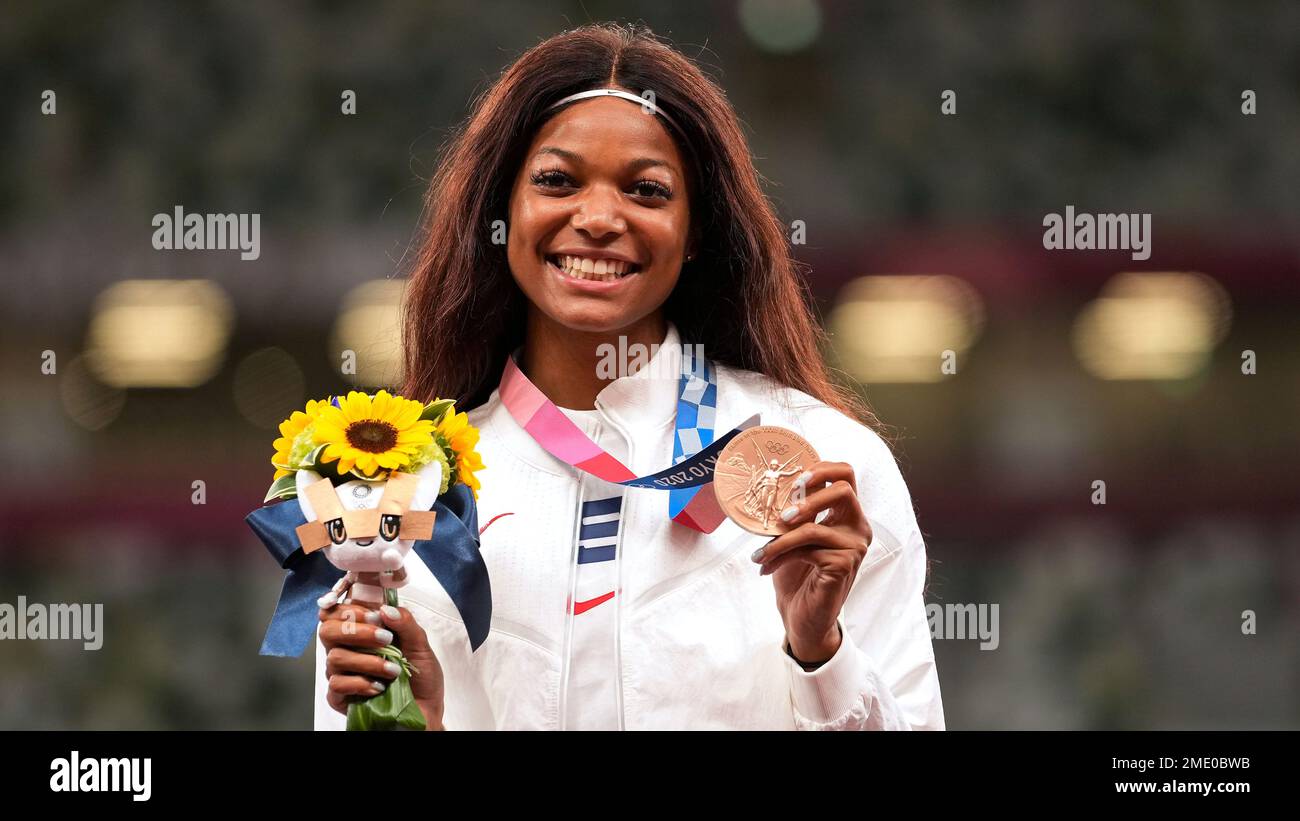 Bronze medalist Gabrielle Thomas, of the United States, poses during ...