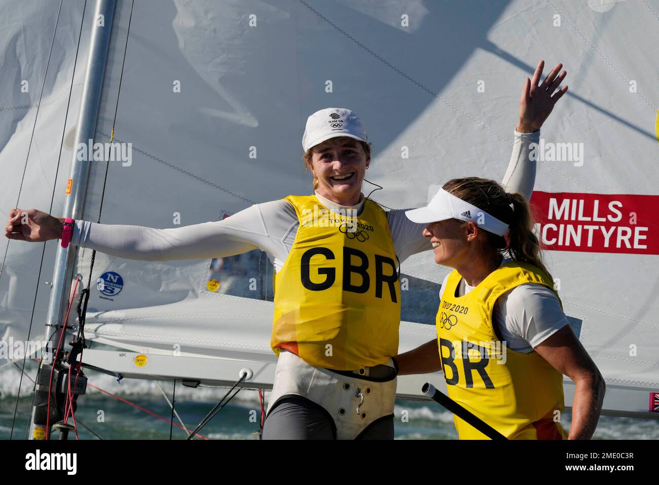 Great Britain's Hanna Mills and Eilidh McIntyre celebrate after winning ...