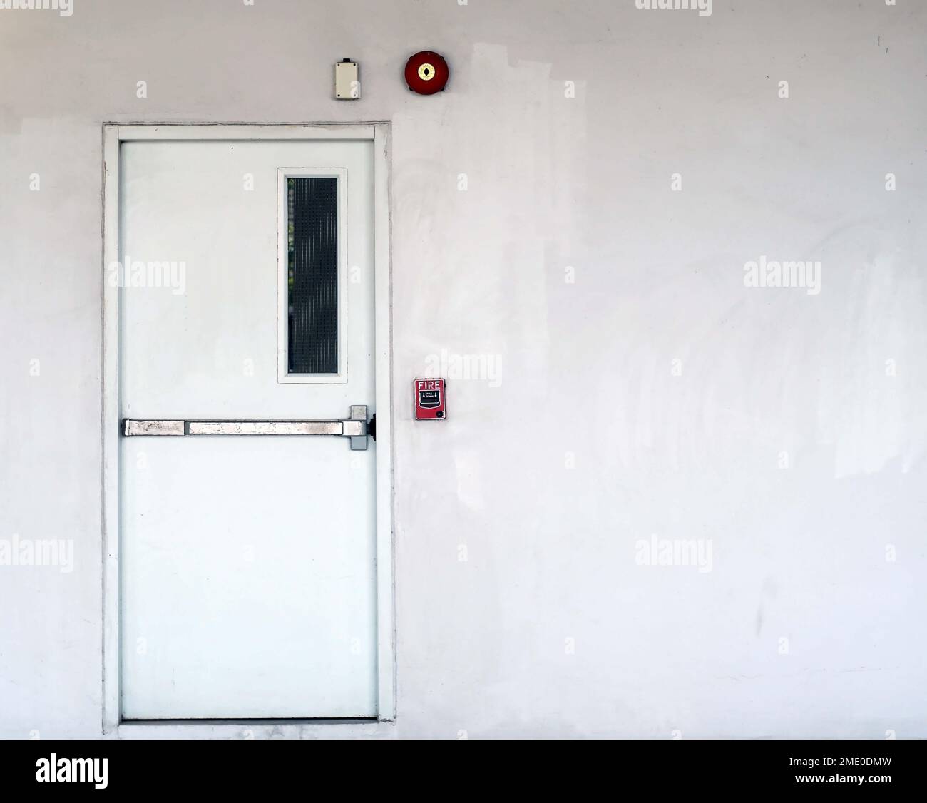 A door for running then fire alarm Stock Photo - Alamy