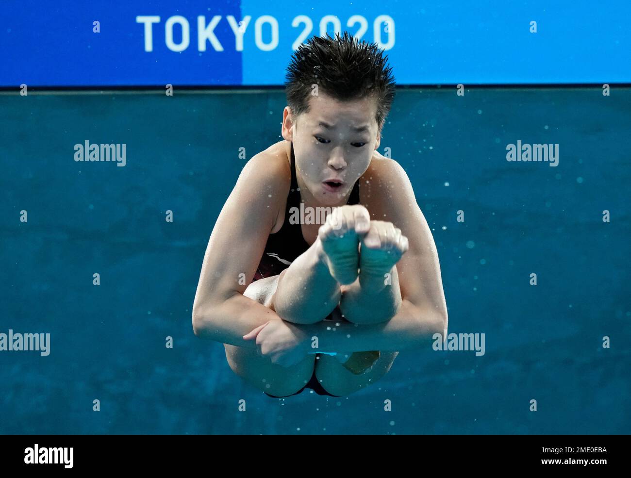 Quan Hongchan of China competes in women's diving 10m platform ...