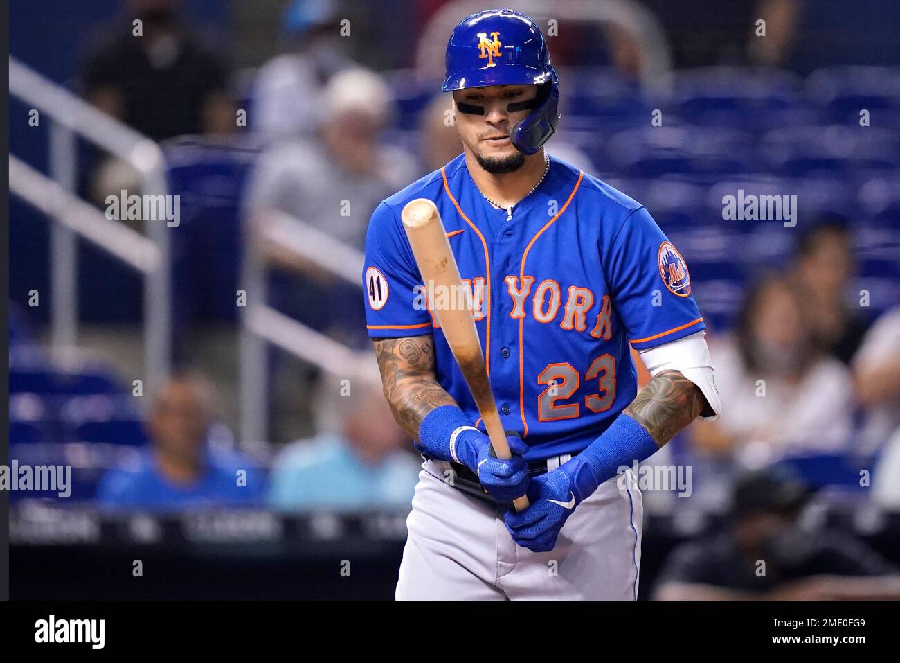 New York Mets' Javier Baez prepares to bat during the first inning of a ...