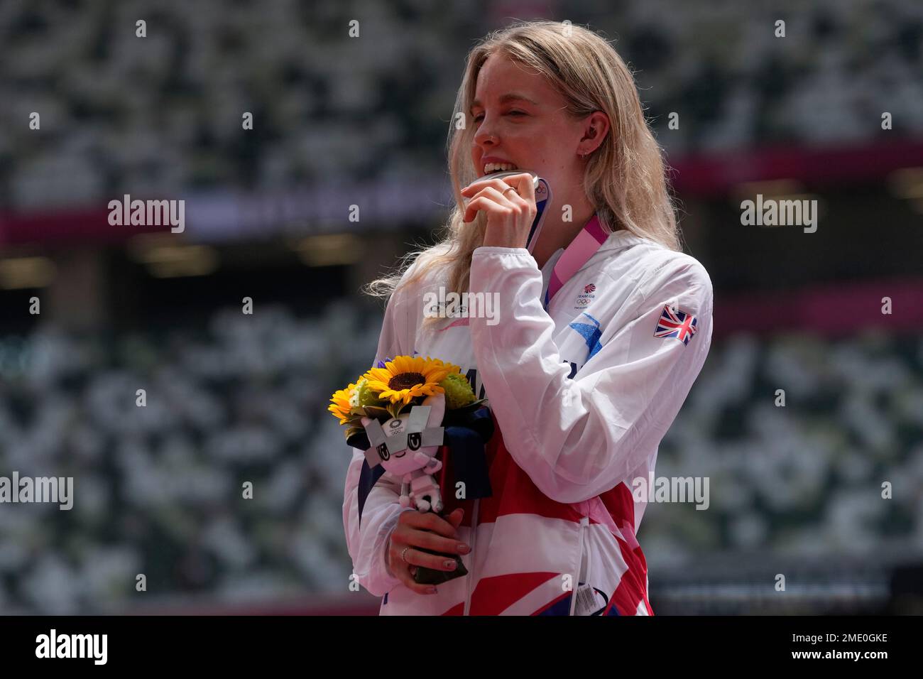 Silver medalist Keely Hodgkinson, of Britain, poses during the medal ...