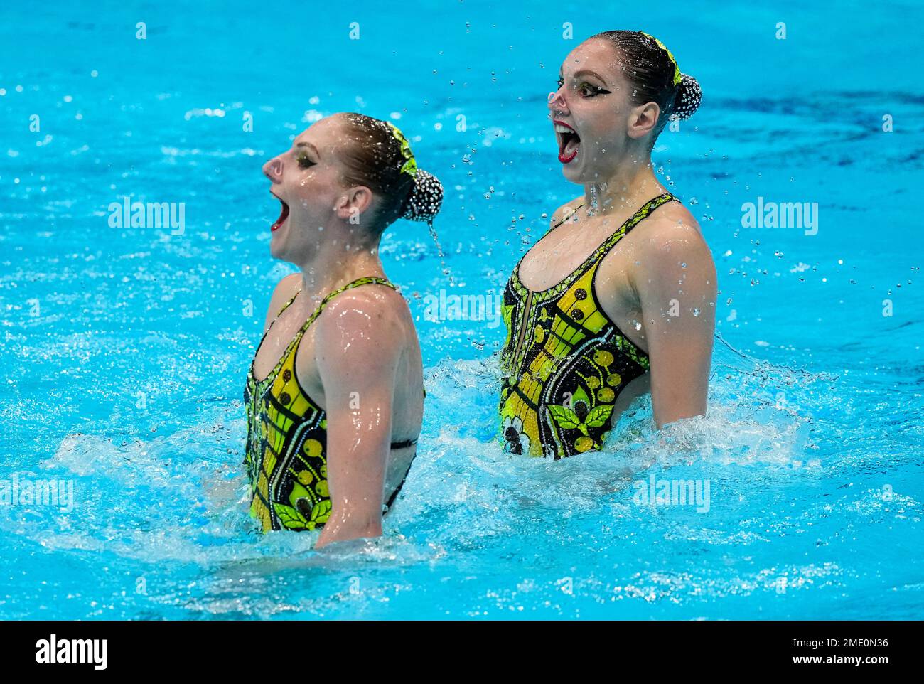 Svetlana Kolesnichenko and Svetlana Romashina of the Russian Olympic ...
