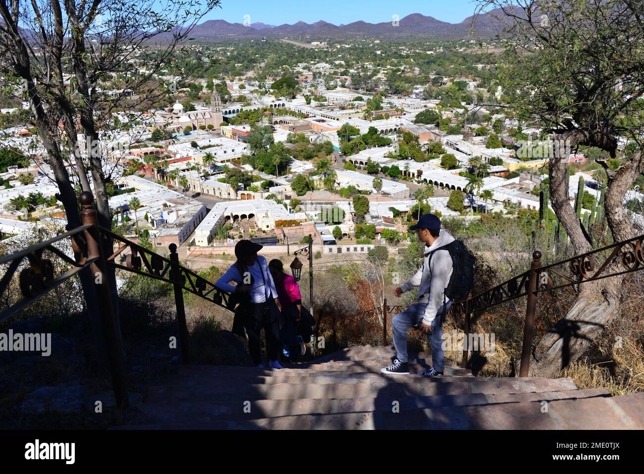 Pueblo cuarto hi-res stock photography and images - Alamy