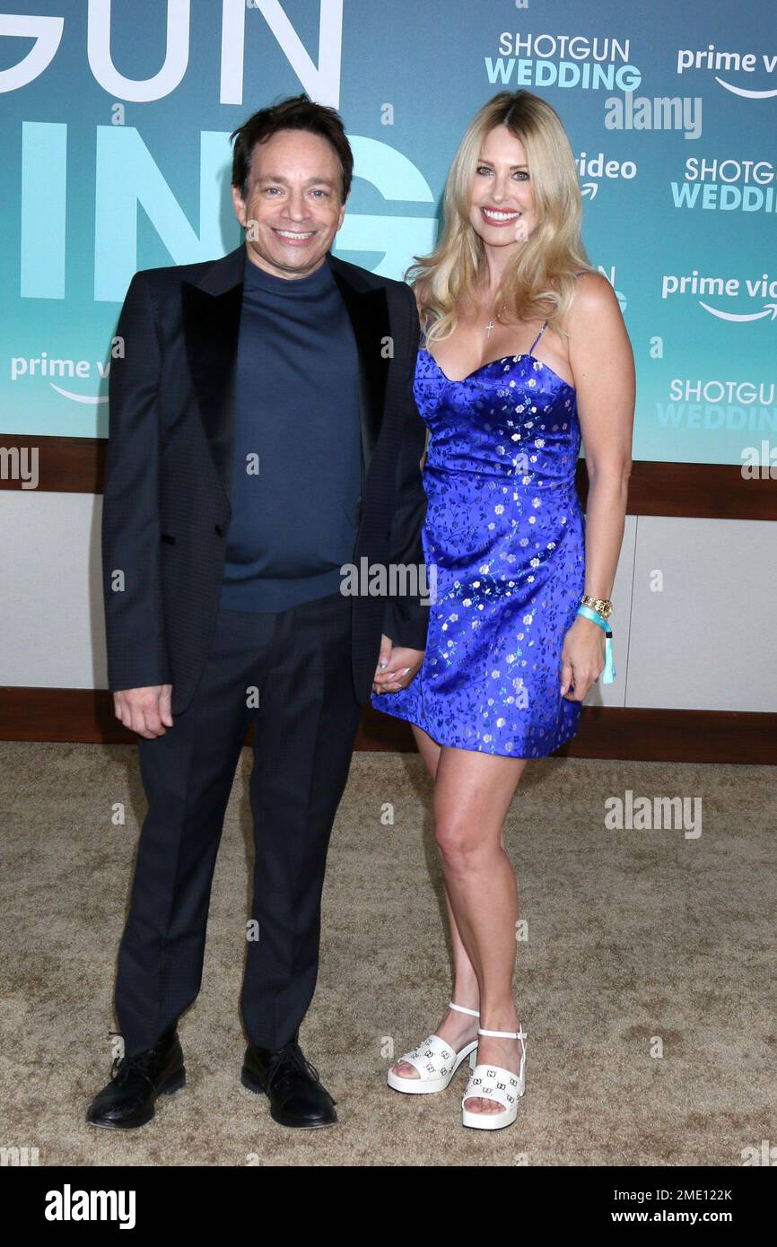 Los Angeles, CA. 18th Jan, 2023. Chris Kattan, Maria Libri at arrivals ...